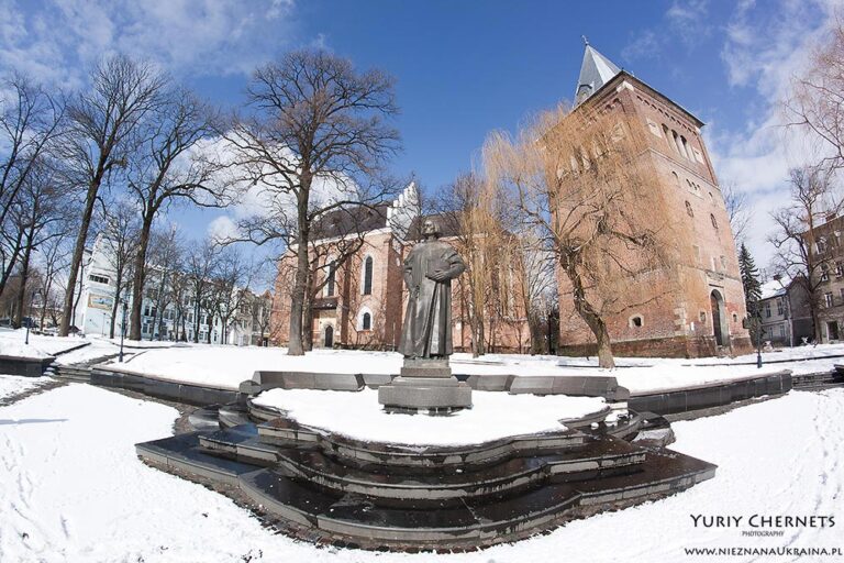 DROHOBYCZ : WIELOKULTUROWE MIASTO - NieznanaUkraina.pl